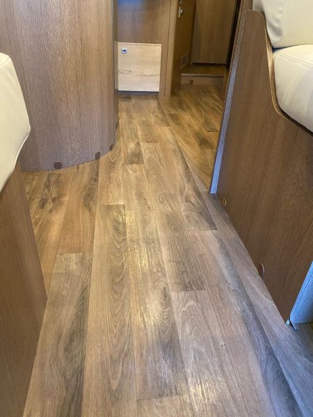 McLouis Yearling Edition Limité 69 Mc4 | caravanas.net